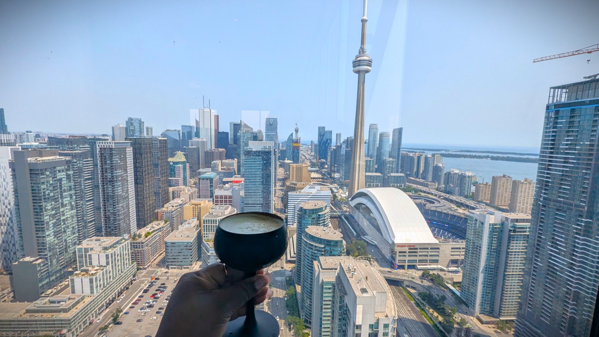 The Best Happy Hours in Toronto (That Are Actually a Deal in 2026 ...